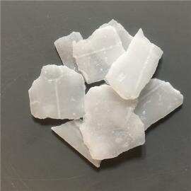 Buy Manufacturer Industrial Grade White Flaky Solid 99% NaoH caustic ...